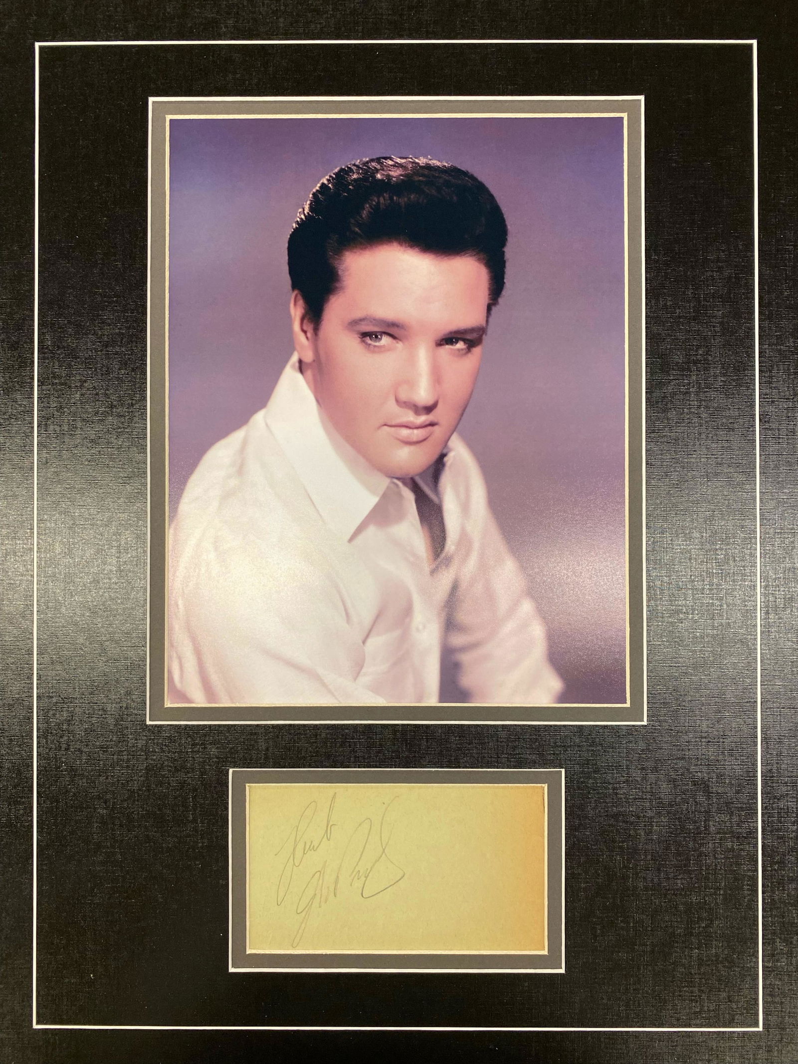 Elvis Presley Autographed Display (#0024) on Dec 15, 2022 | ICZ ...
