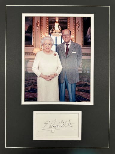 Queen Elizabeth Autographed Display (#0053) on Feb 27, 2023 | ICZ ...