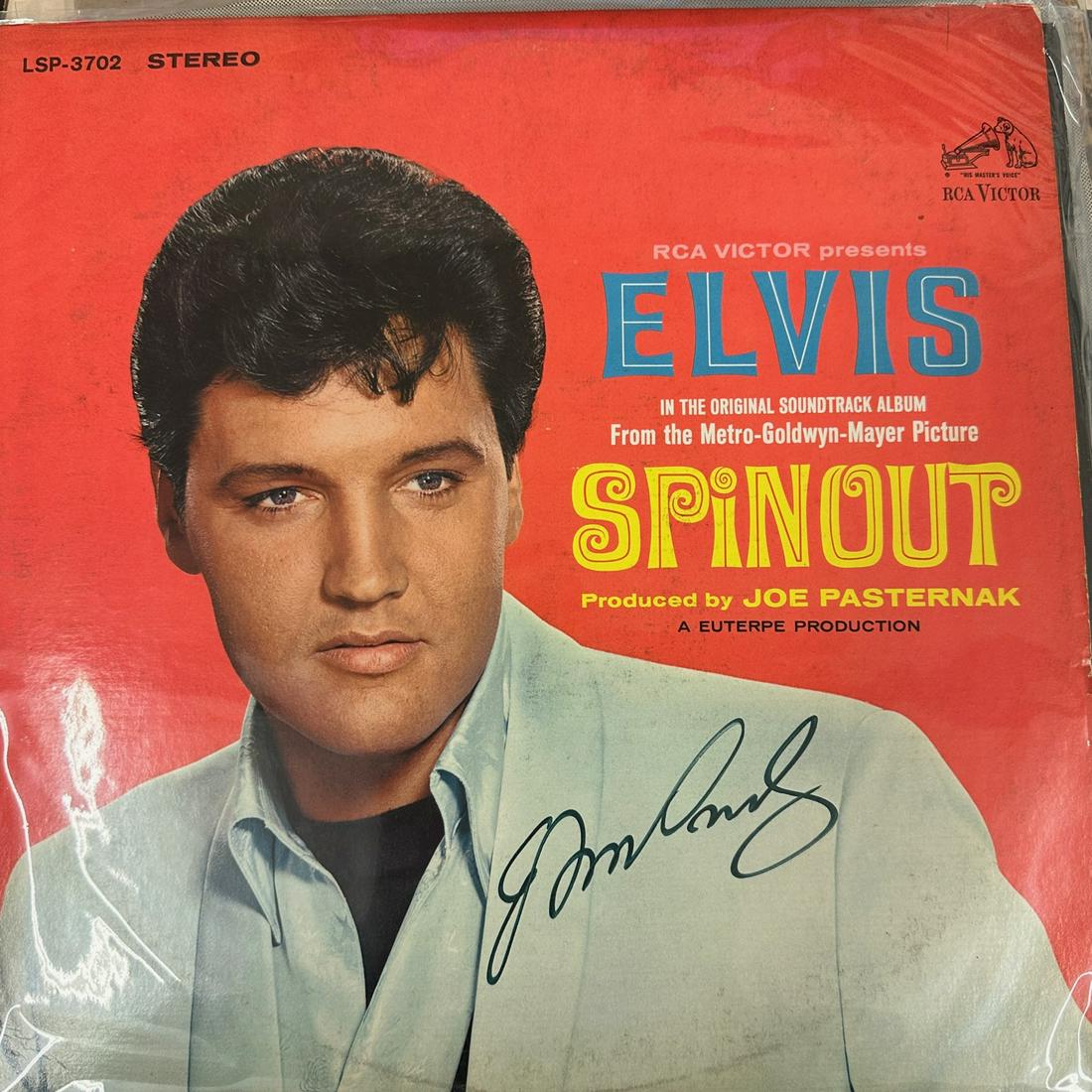 Elvis Presley Autographed Album (#0051) on Mar 15, 2023 | ICZ Auctions ...