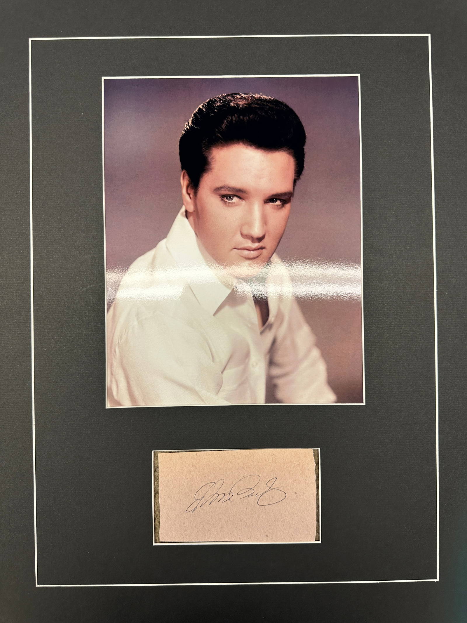 Elvis Presley Autograph Display Auction