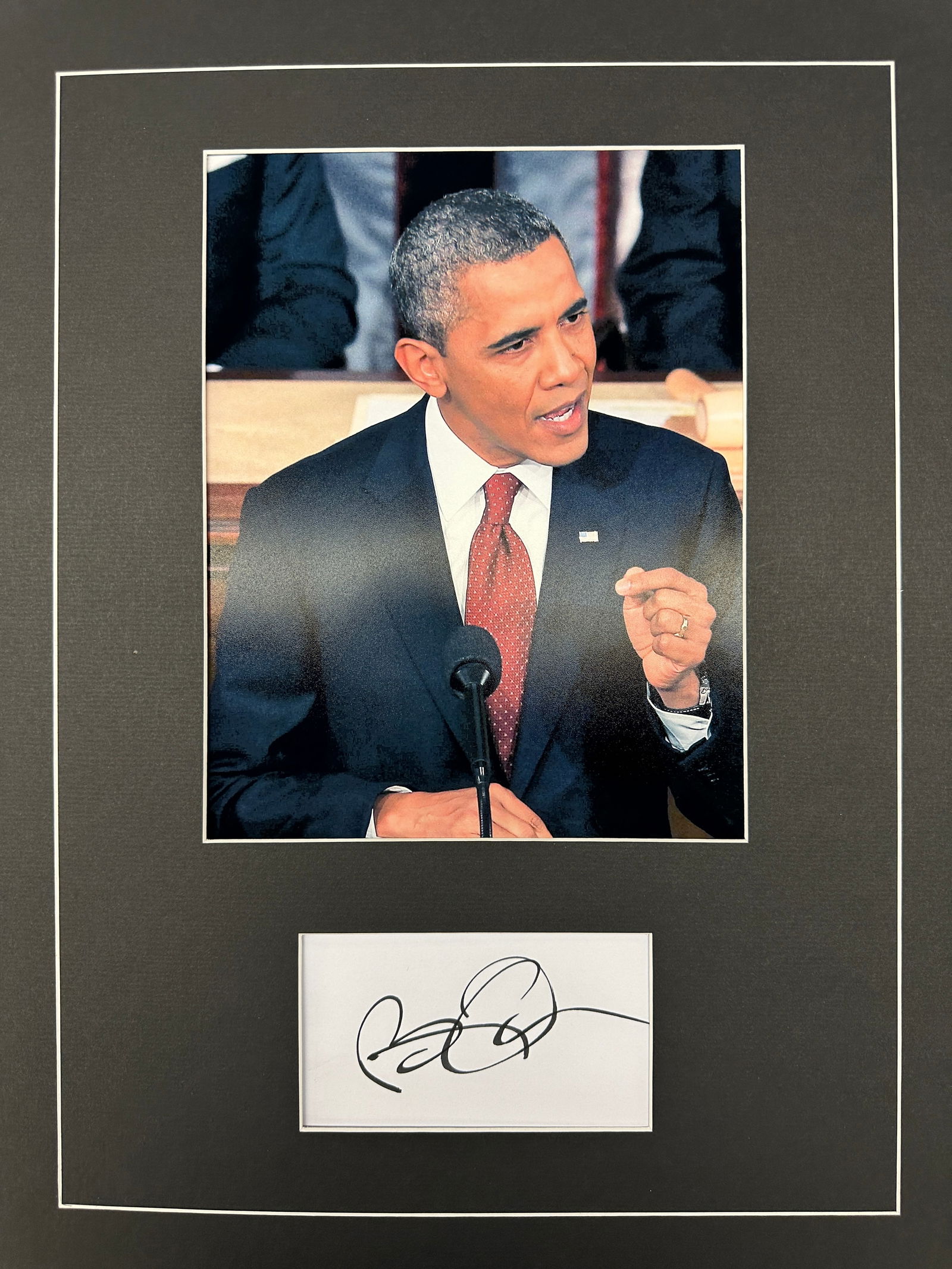 Barack Obama Autograph Display Auction