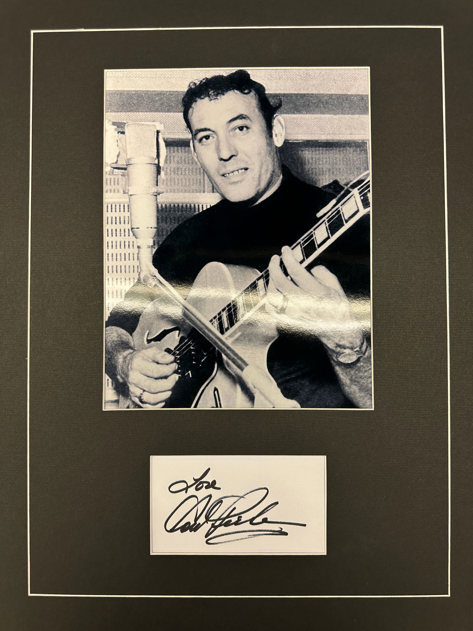Carl Perkins Autograph Display Auction