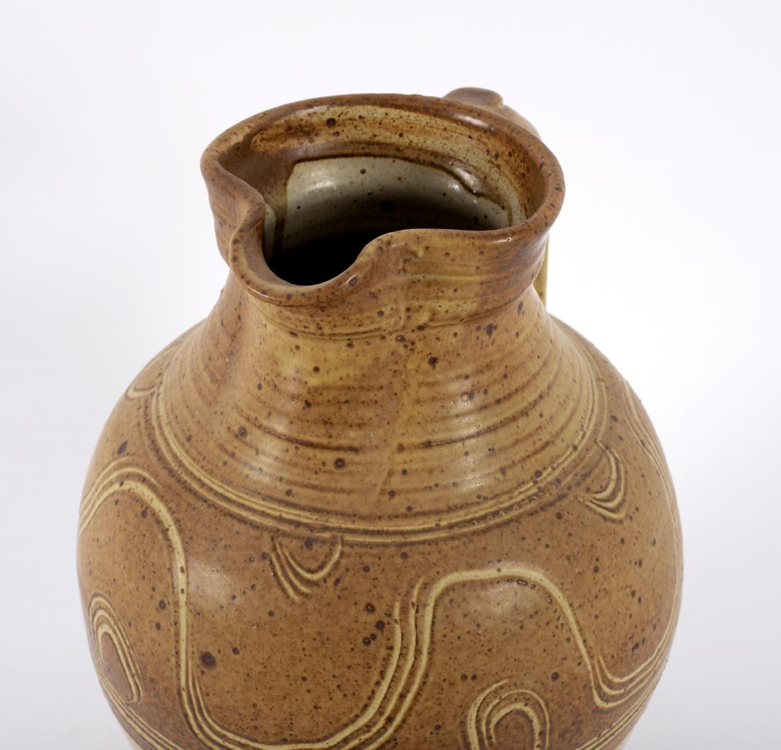 Ray Finch, Winchcombe Pottery, a large stoneware jug - Apr 16, 2019 ...