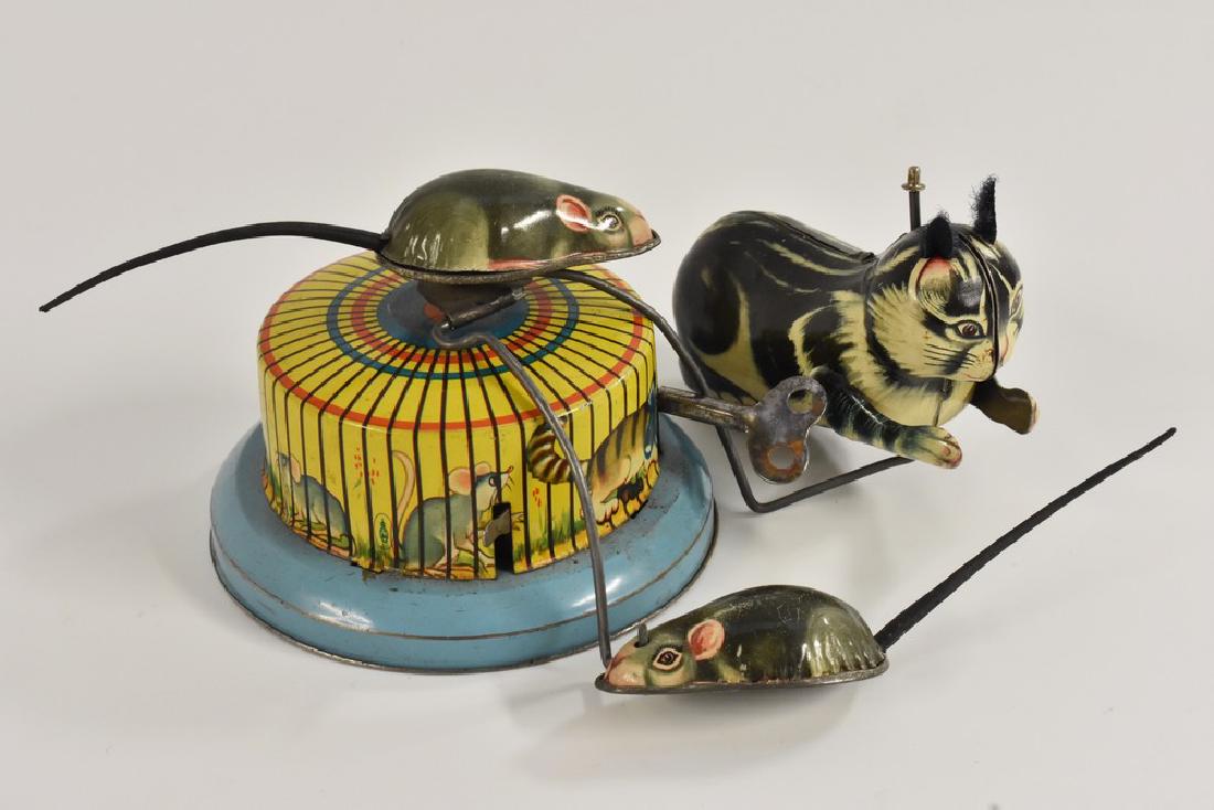 A West German tinplate Cat Chasing Mouse, clockwork