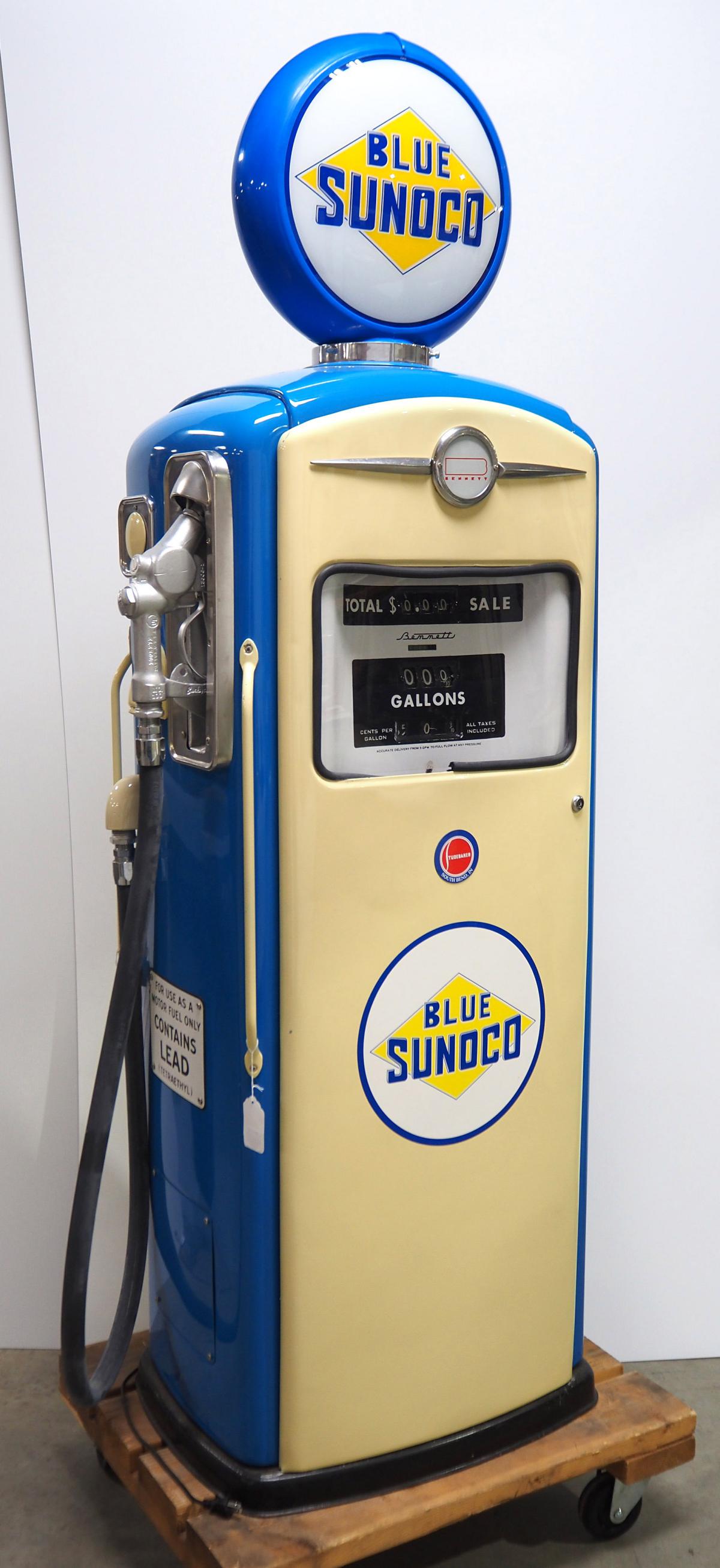 Bennett Model 1066 Gas Pump