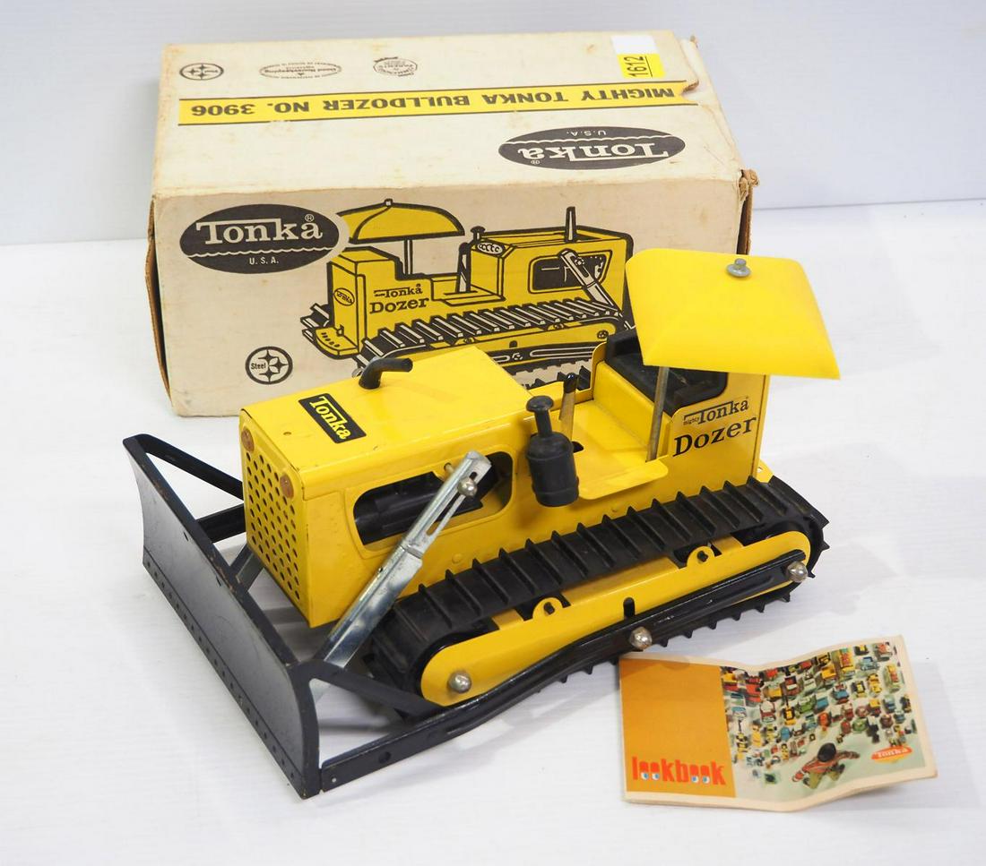 Tonka Bulldozer With Umbrella