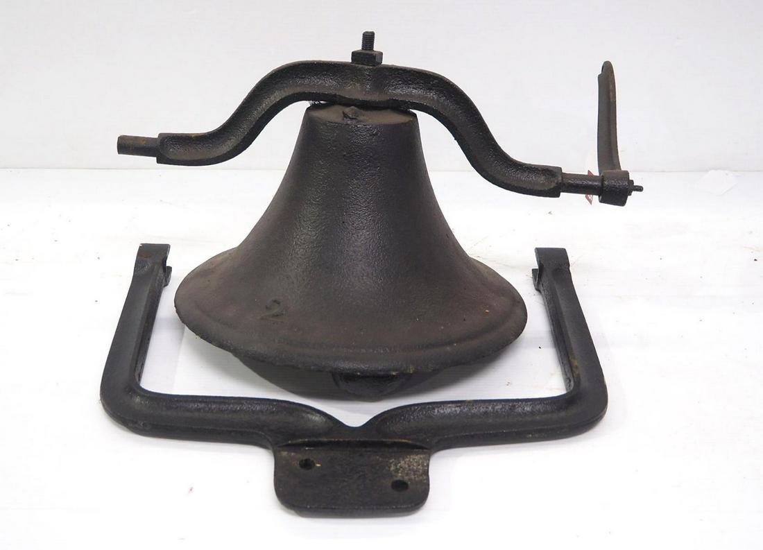 Cast Iron No.2 Dinner Bell