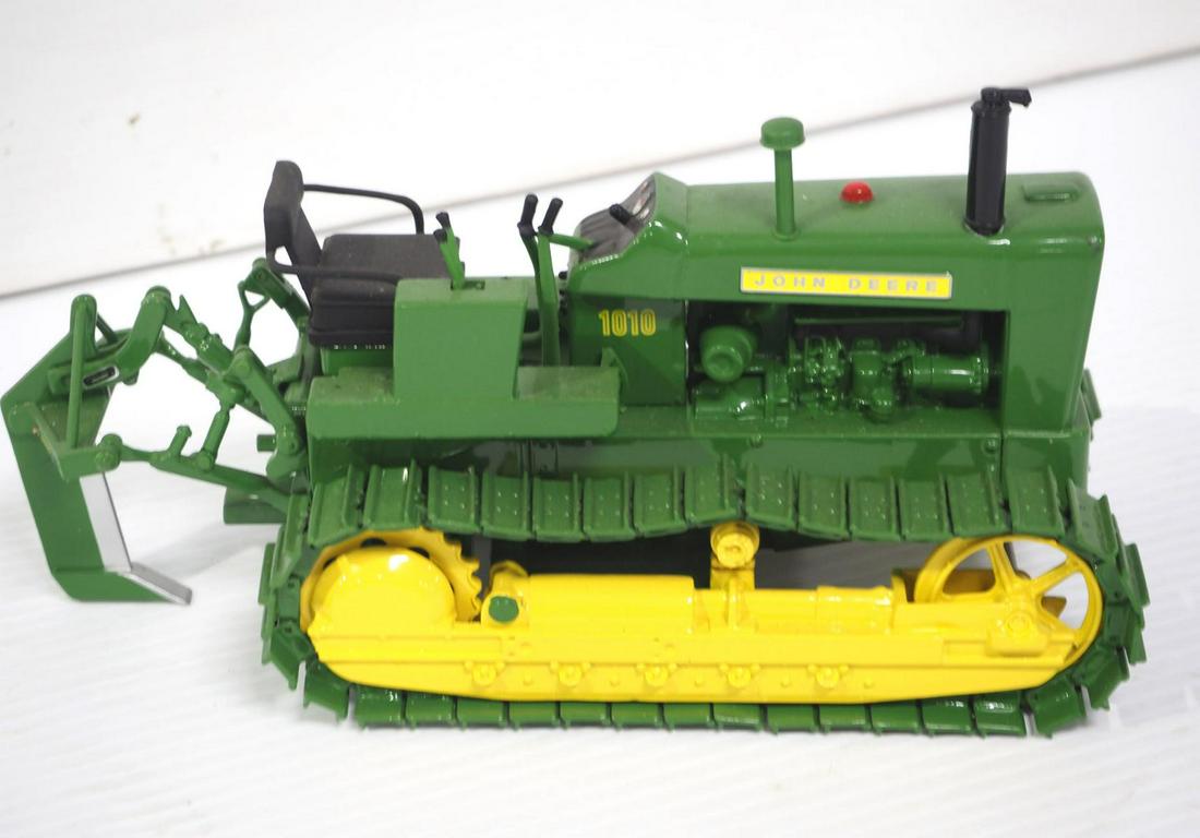 Ertl John Deere 1010 Crawler with Ripper (#0668) on May 28, 2022 ...