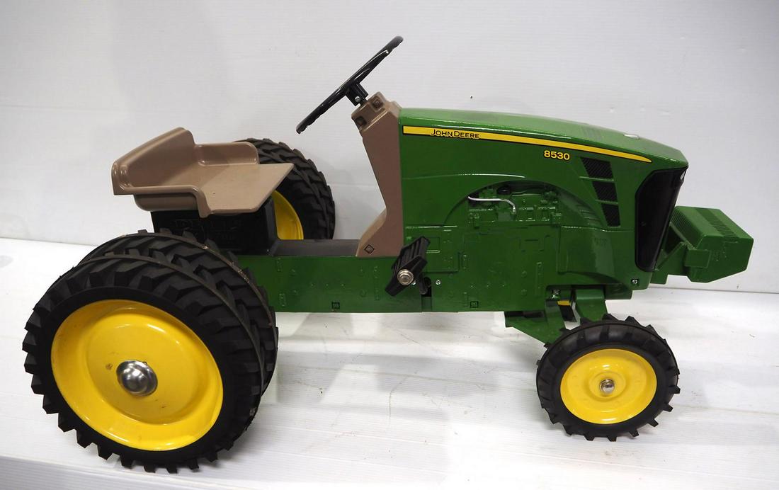 Ertl John Deere 8530 WF Pedal Tractor (#0721) on May 28, 2022 | Chupp ...