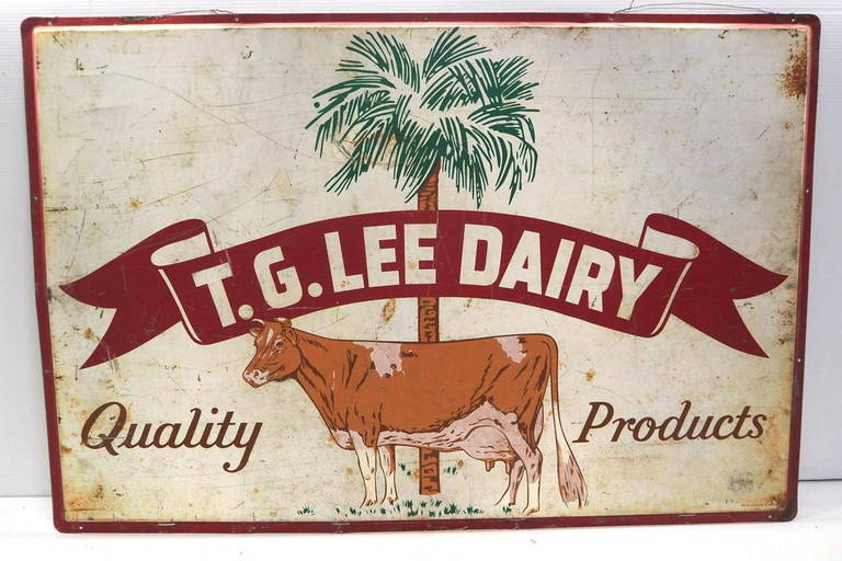 T.G. Lee Dairy Farm sign - Jun 04, 2022 | Chupp Auctions & Real Estate ...