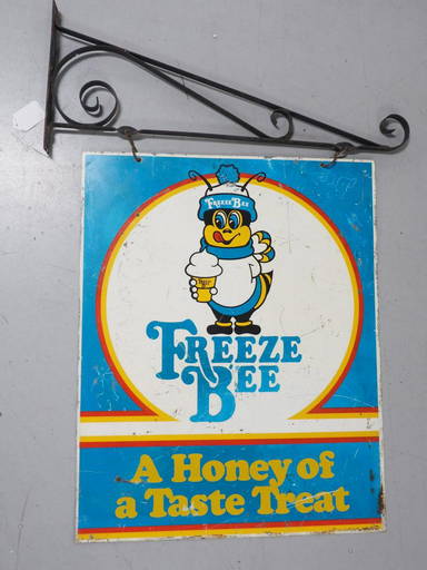 Freeze Bee ice cream sign (#0366) on Sep 09, 2022 | Chupp Auctions ...