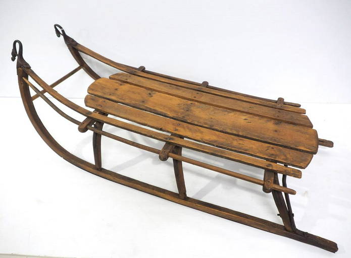 Early primitive sled (#0377) on Sep 09, 2022 | Chupp Auctions & Real ...