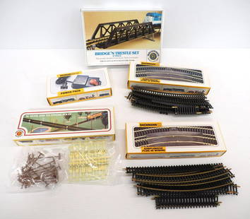 Nib Bachmann Ho Power Loc & "csx" Freight Train Set