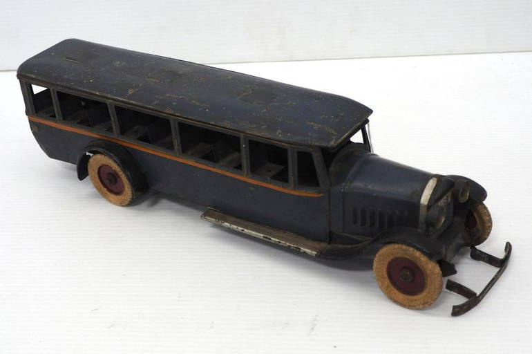 Kingsbury Wind Up Bus