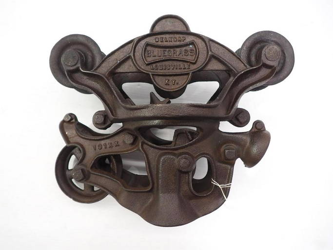 Blue Grass hay car (#0214) on Dec 16, 2022 | Chupp Auctions & Real ...