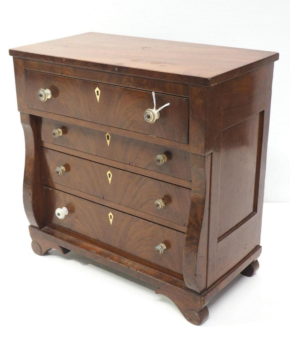 Salesman sample 4-drawer bureau dresser - Mar 11, 2023 | Chupp Auctions ...