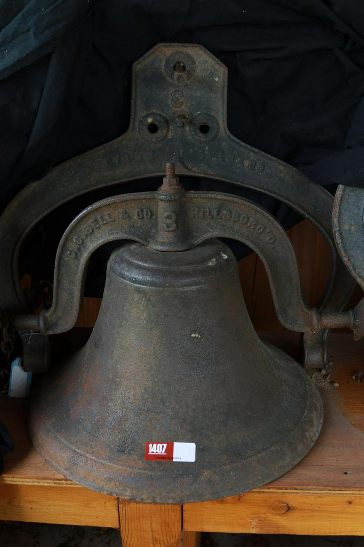 C.s. Bell & Co. #3 1886 Crystal Metal Bell