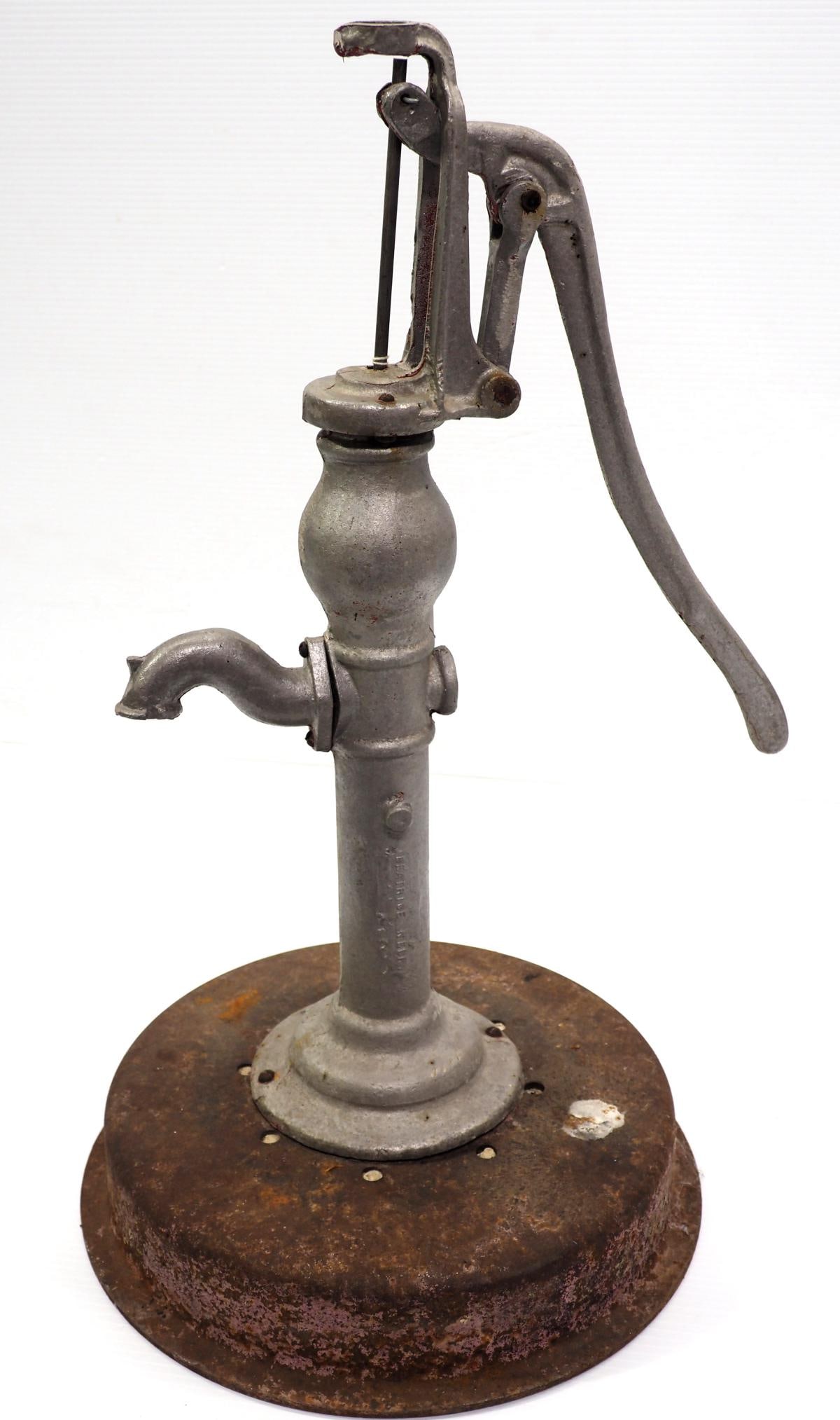 Cast Aluminum Model Pitcher Pump Auction