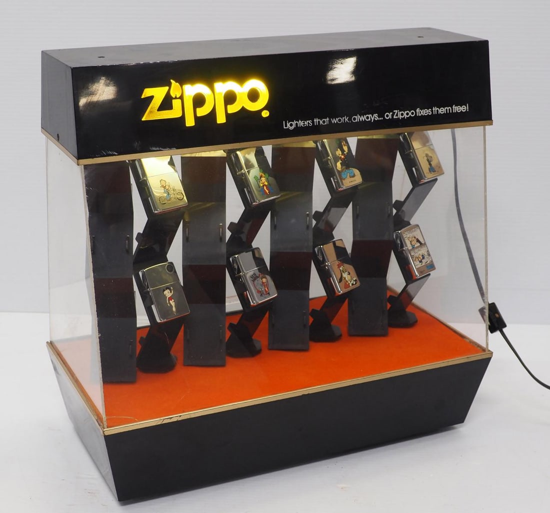Zippo Display Case With (12) Lighters
