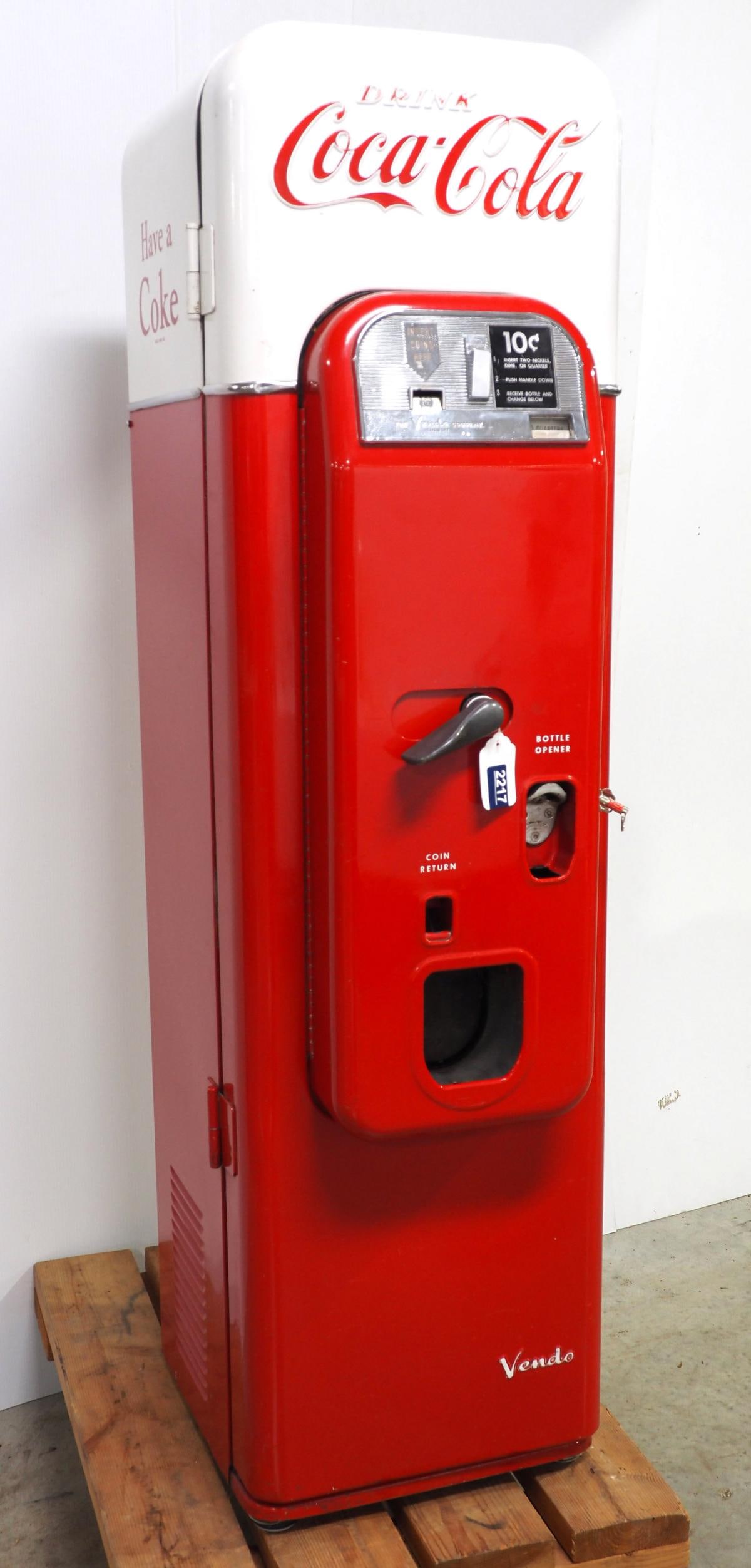 Vendo Model 44 Coca Cola Pop Machine Auction