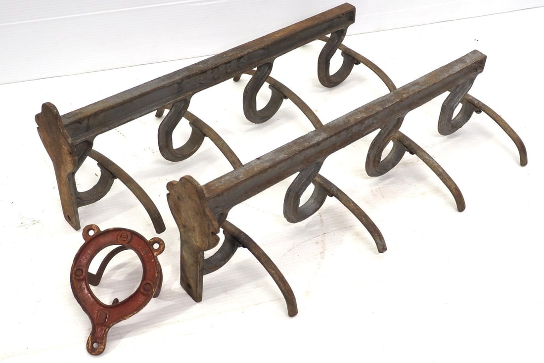 (2) Wall-mount Harness Racks / Small Bridle Rack Auction