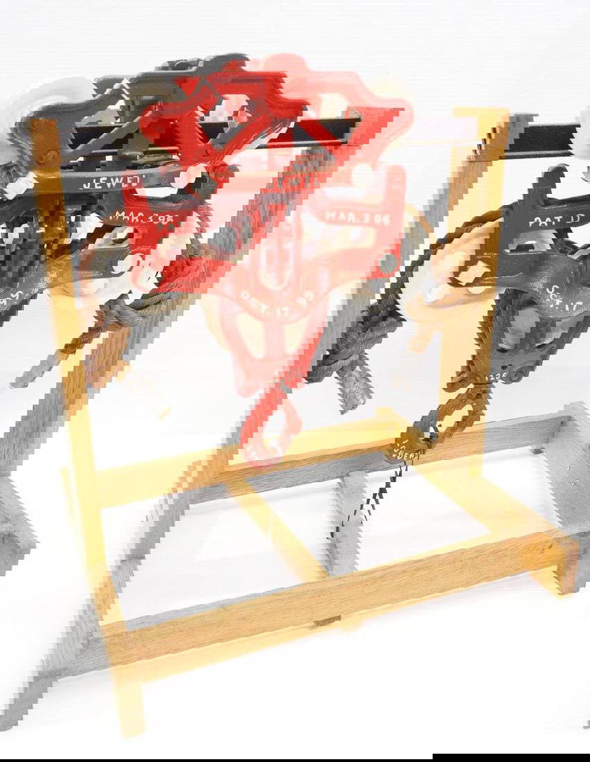 Jewel Hay Car Auction