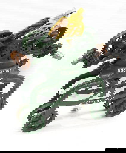 Cloverleaf Wood Beam Hay Car