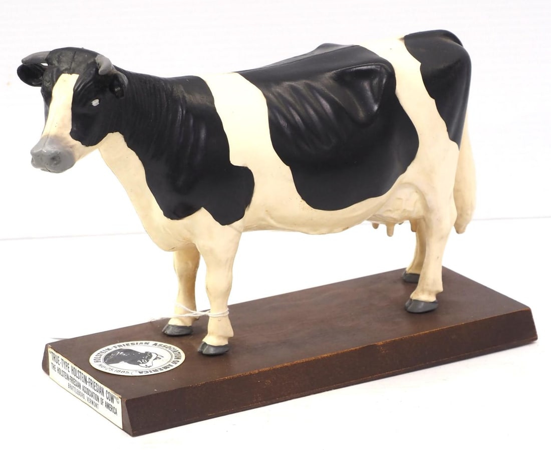 True-type Holstein Friesian Cow Model - Dec 20, 2024 | Chupp Auctions ...