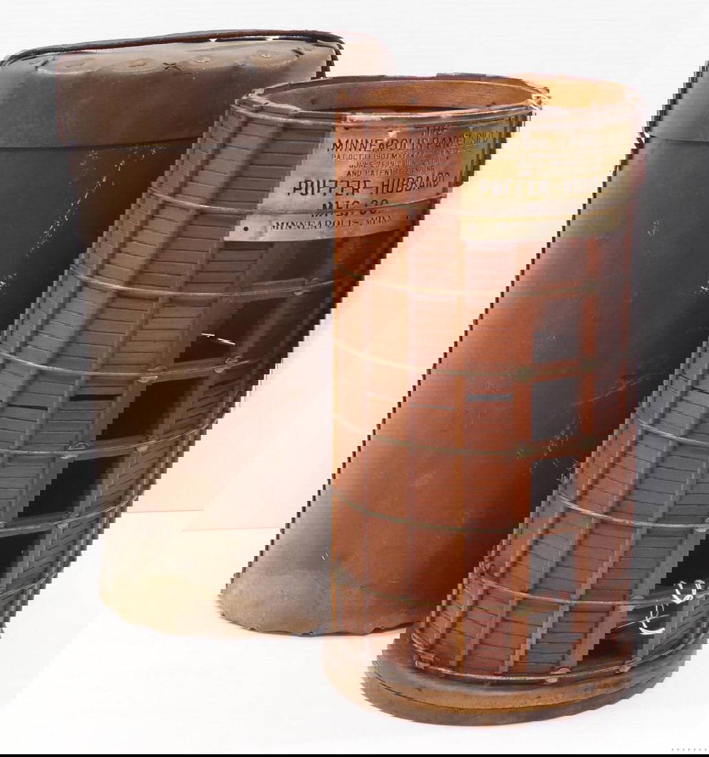 Salesman Sample Wooden Puffer-hubbard Silo Auction