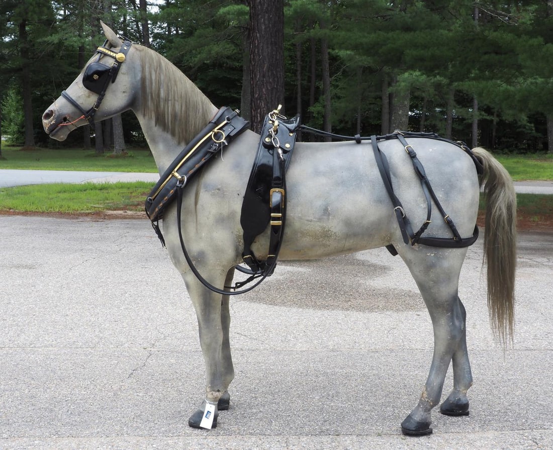 Harness Makers Display Horse Auction