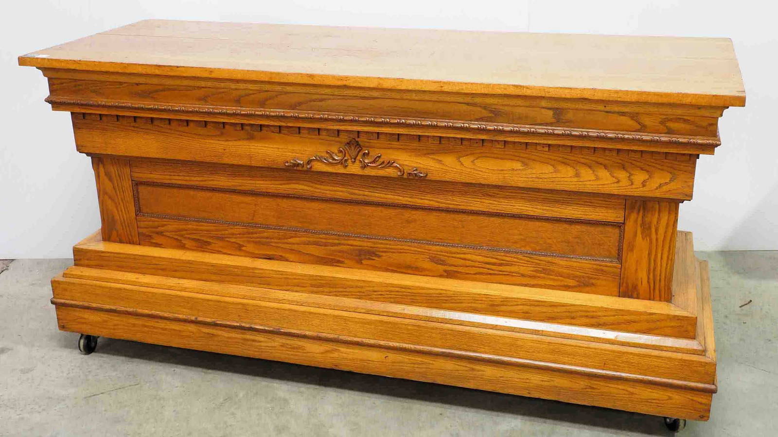 Country Store Wooden Counter On Wheels Auction