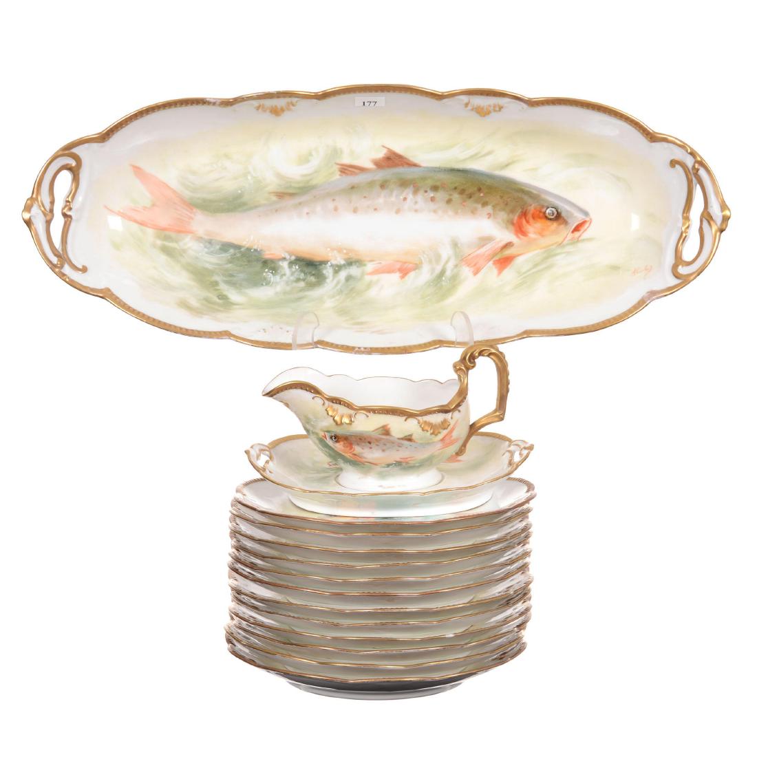 Fourteen Piece Fish Set