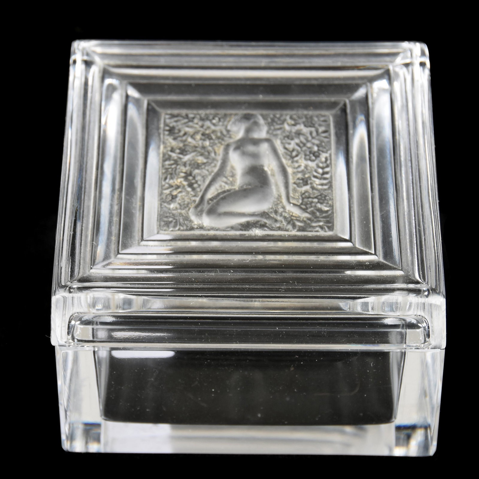 For Auction: Covered Box, Signed Lalique France, Duncan Pattern (#0037 ...