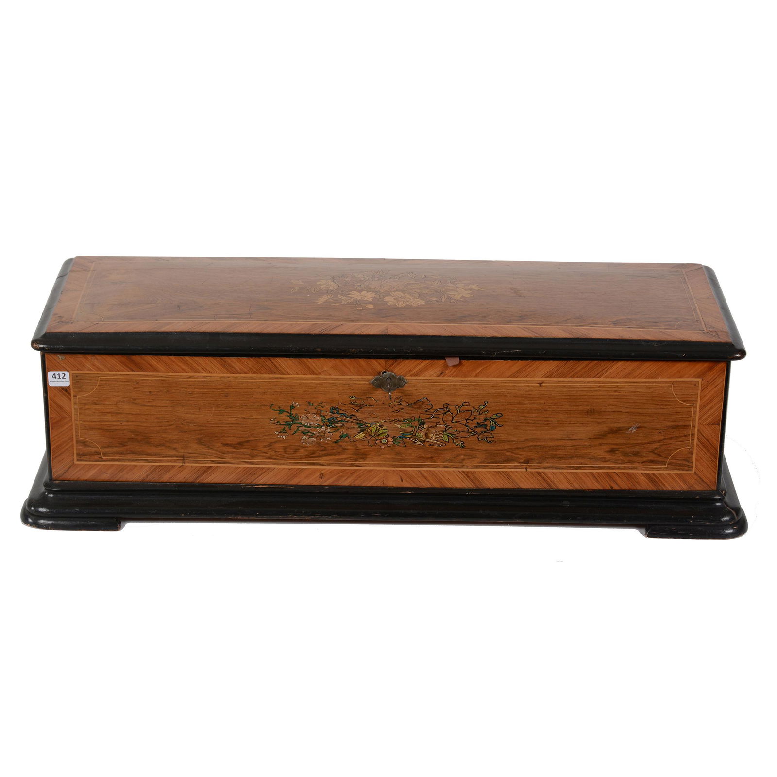 Swiss Music Box on Table - May 31, 2015 | Kaminski Auctions in MA