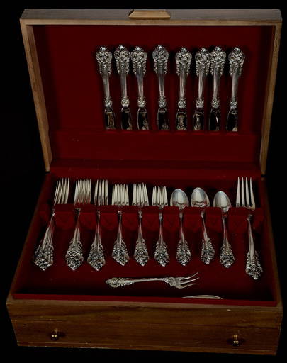 (65) Piece Set Of Wallace's Grand Baroque Pattern