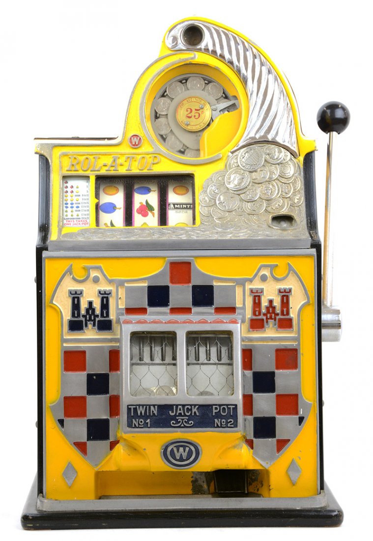 VINTAGE QUARTER SLOT MACHINE