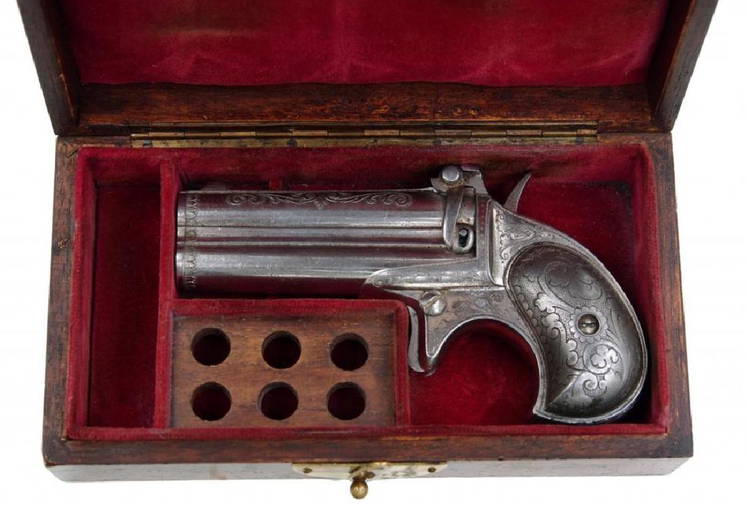 Elliot´s Double Derringer, Luis Crucelegui Eibar