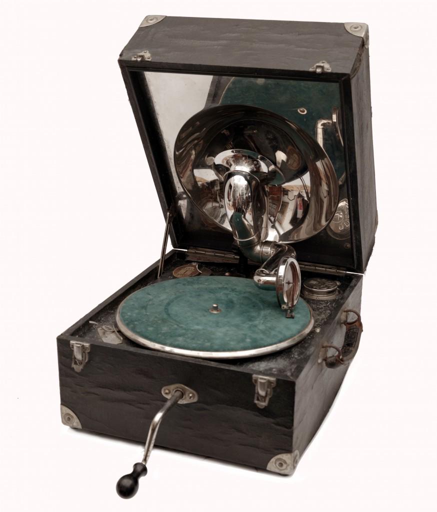 A Portable Gramophone Odeon Carlet Iii