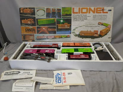 Antique Lionel 027 Boxed Train Set