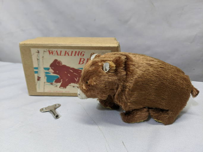 Occupied Japan Wind Up Walking Bear W/ Key In Box