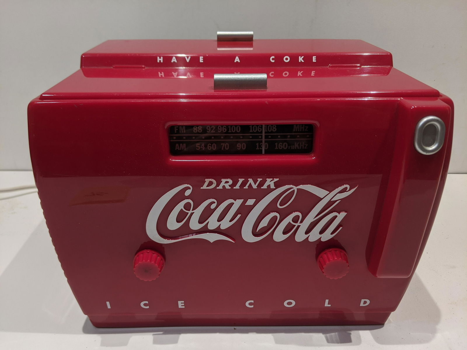 Vintage Coca Cola Coke Cooler Style Radio Tape Player