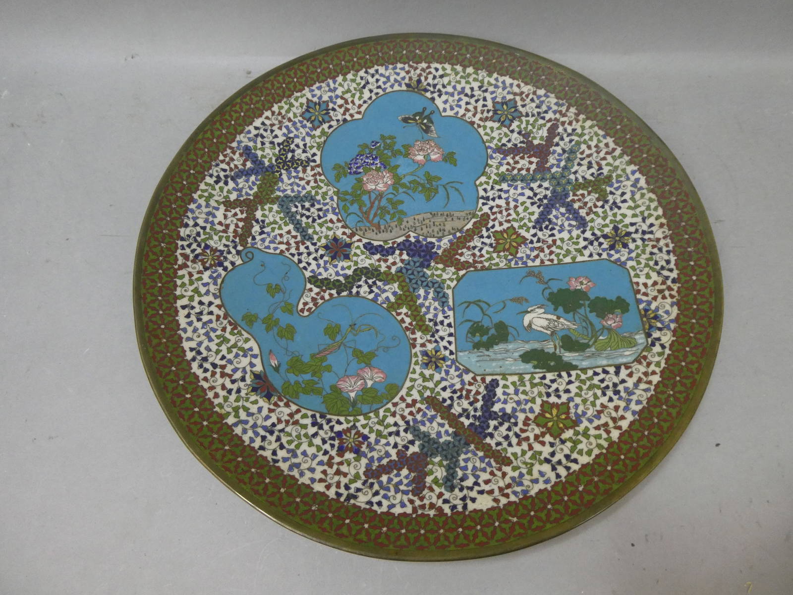 Japanese Powder Boxes & Powder Jars for Sale at Auction