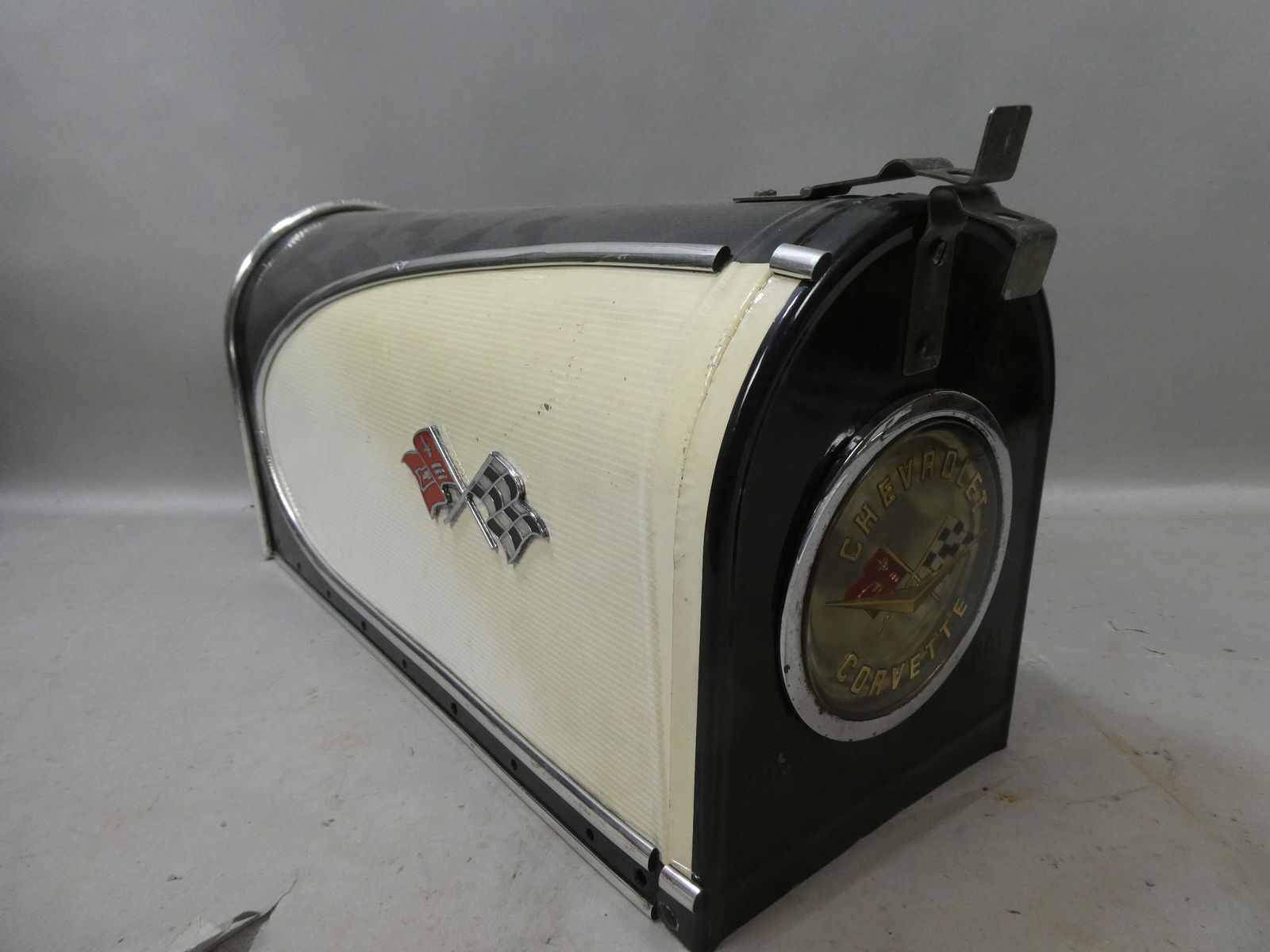 Vintage Chevrolet Corvette Themed Mailbox By Steel City Corp Auction