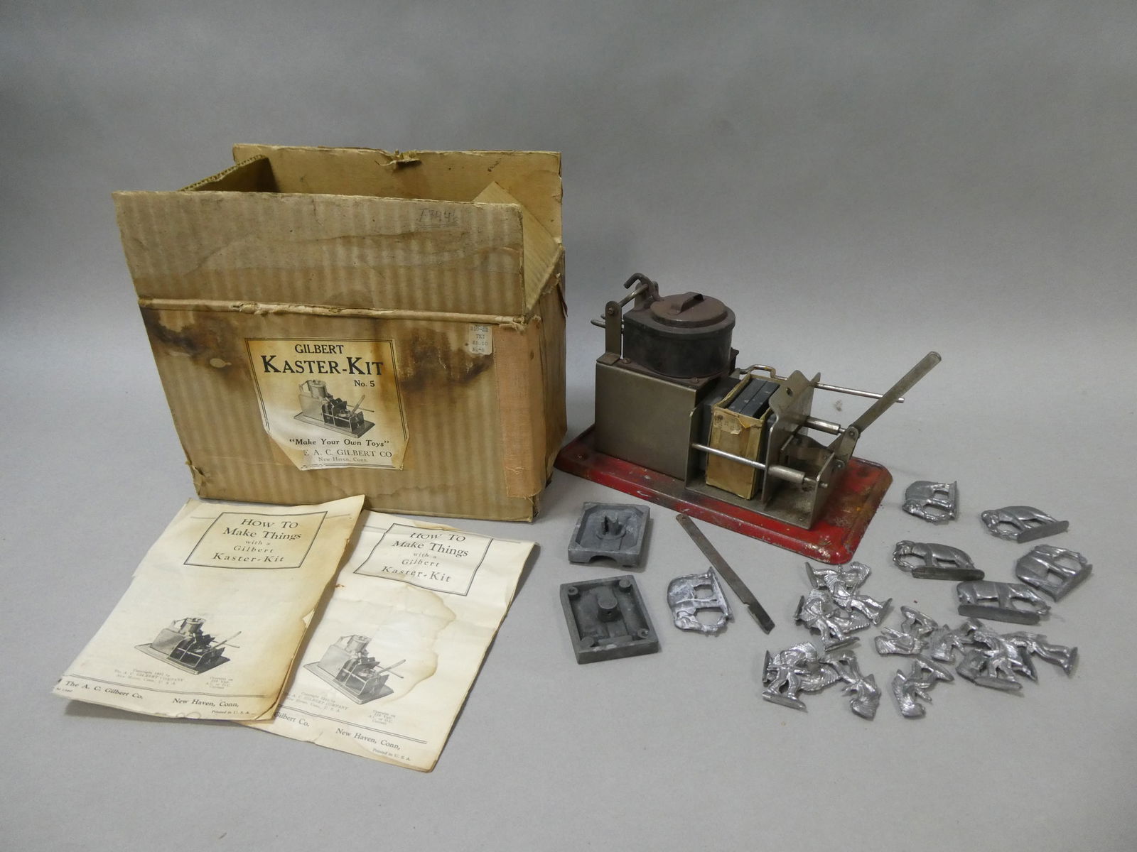 Ac Gilbert Kaster-kit Cast Lead Animals & Soldier No 5 In Box Auction