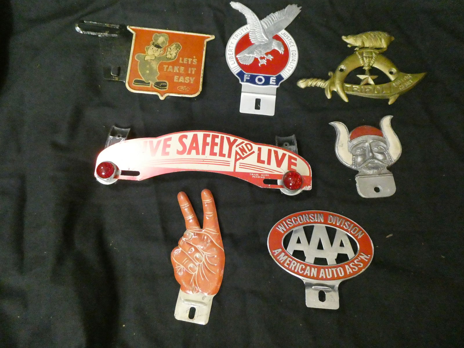 Lot 7 Vintage Assorted Auto License Plate Toppers Auction