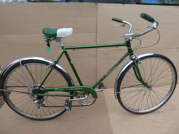 Vintage Schwinn Green Collegiate 5 Speed Men's Road Bike Bicycle