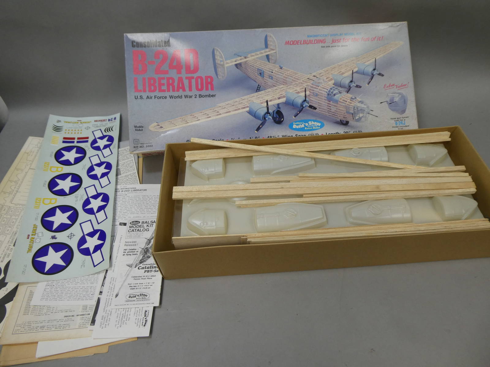 Guillow's Build N' Show Consolidated B-24d Liberator Us Air Force Ww2 Bomber Nos Auction