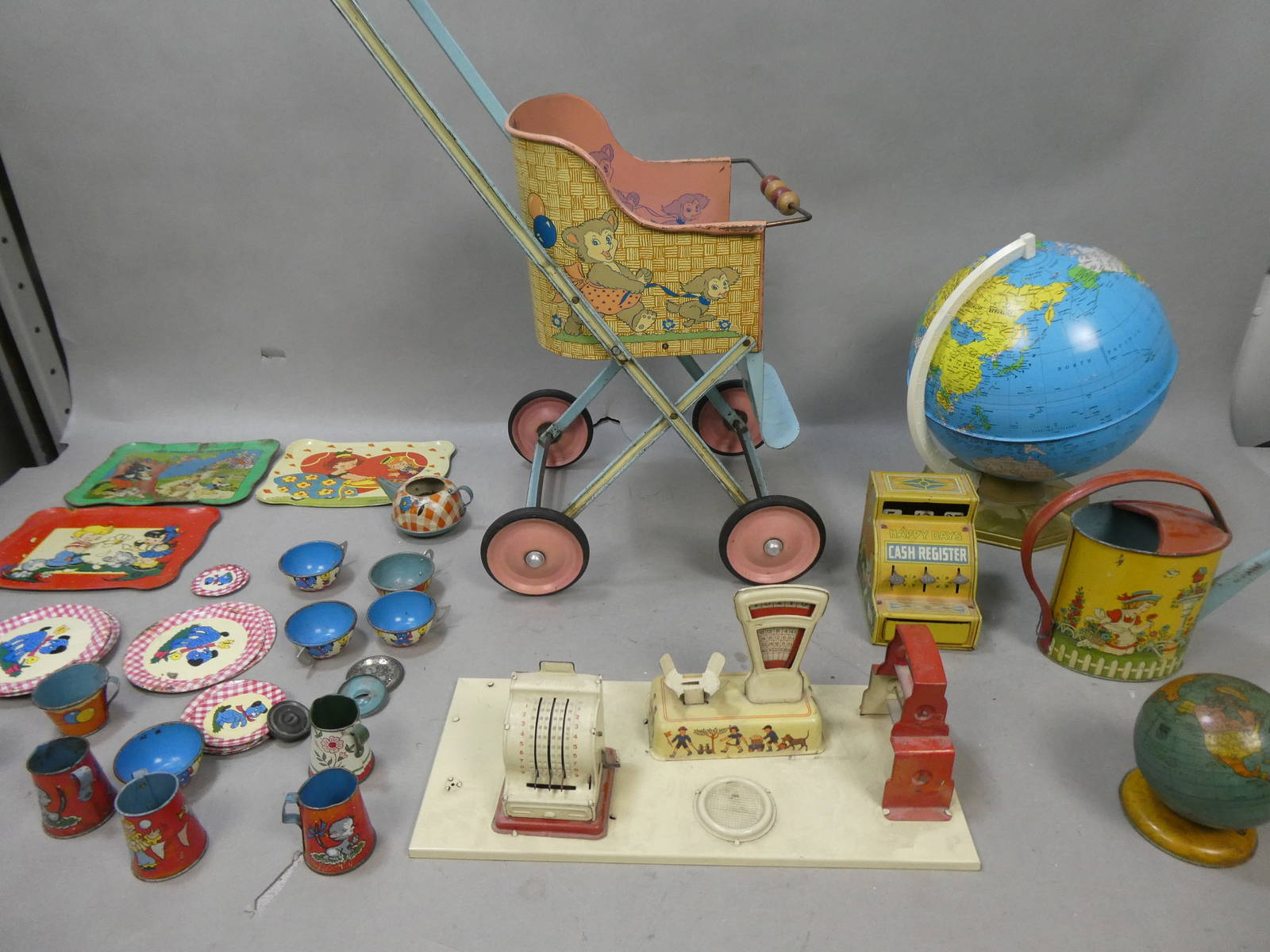 Lot C1950's Assorted Tin Litho Child's Items Store Tea Set Globes ...