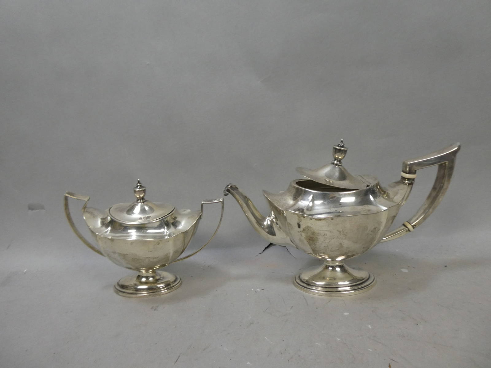 Art Deco Gorham Plymouth Sterling Silver Coffee Pot & Tea Pot Auction