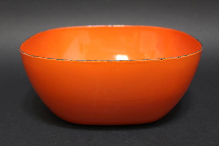 Catherine Holm / Graham Kerr Enamel Bowl